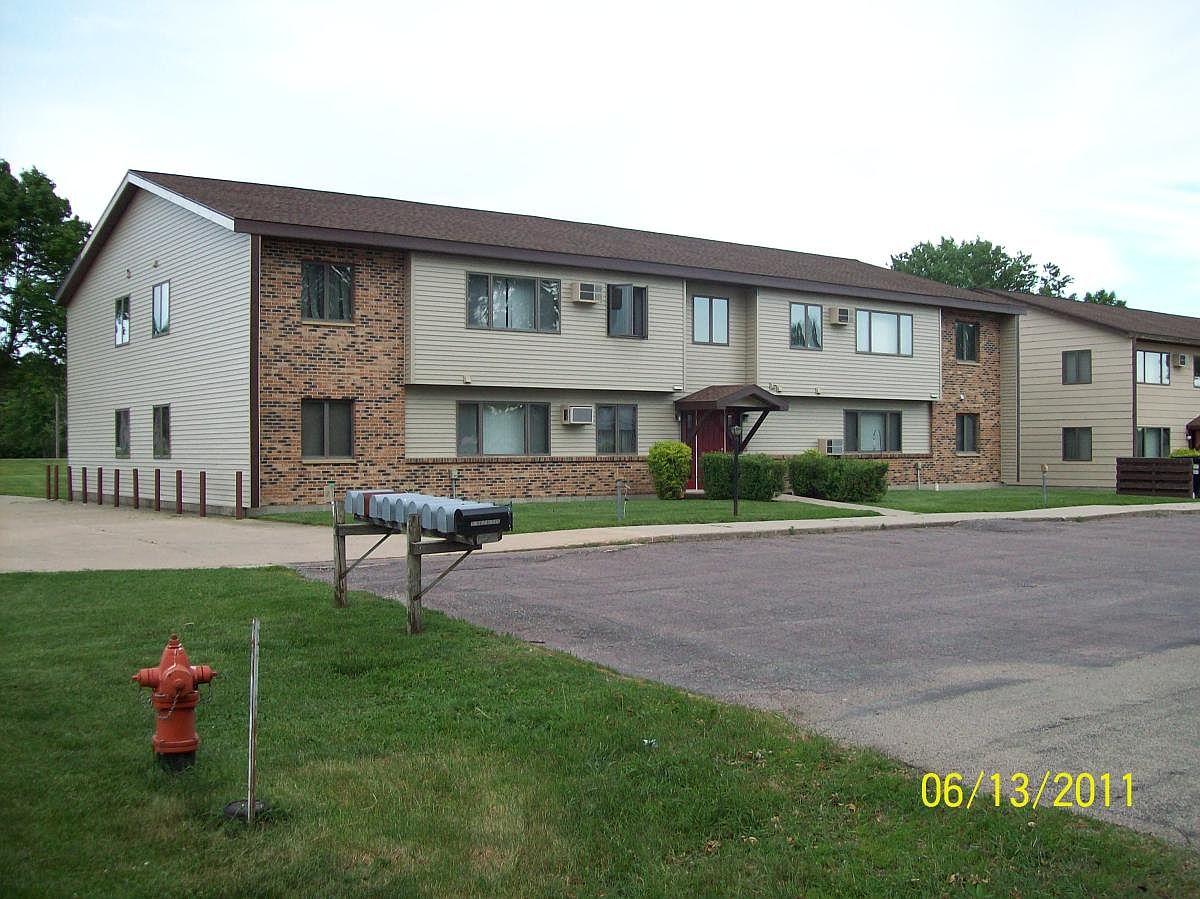 160 8th St, Lafayette, MN 56054 | Zillow