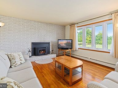 2444 Ridge Rd, Elverson, PA 19520 | Zillow