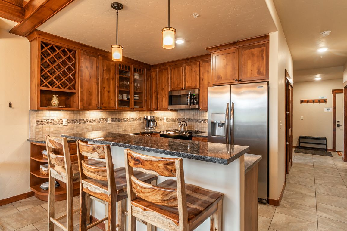 111 Cozens Pointe Circle UNIT E-201, Fraser, CO 80442 | MLS #25-605 | Zillow