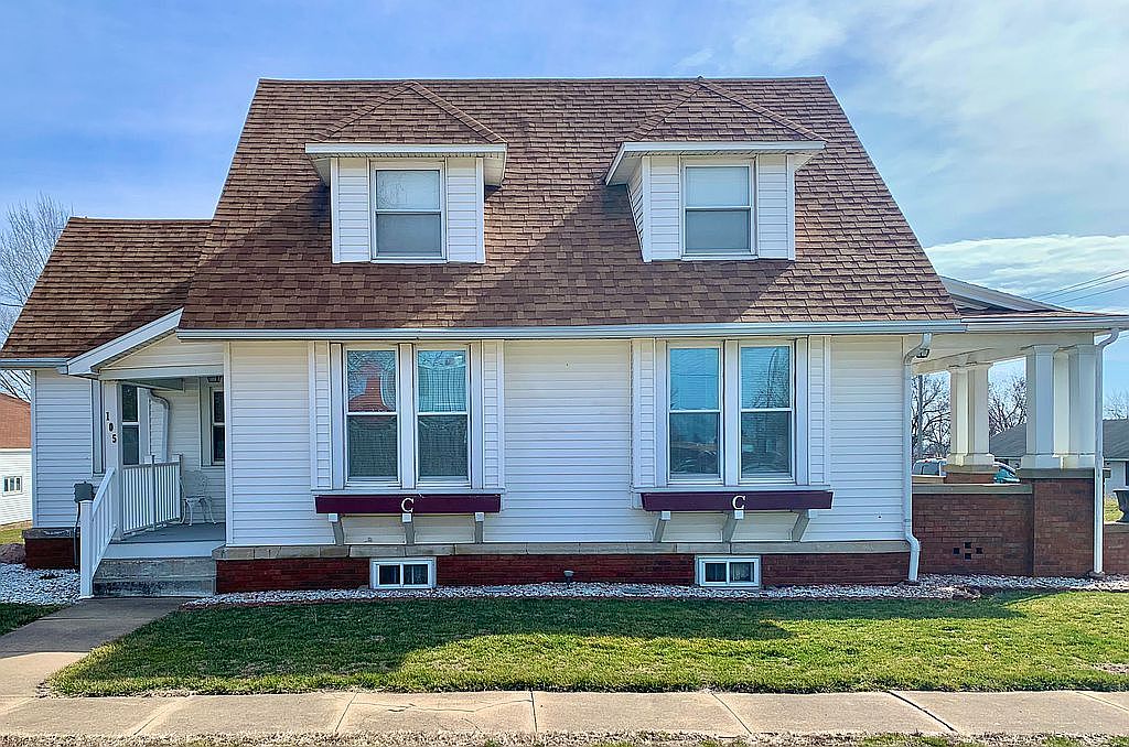 105 S John St, Table Grove, IL 61482 | Zillow