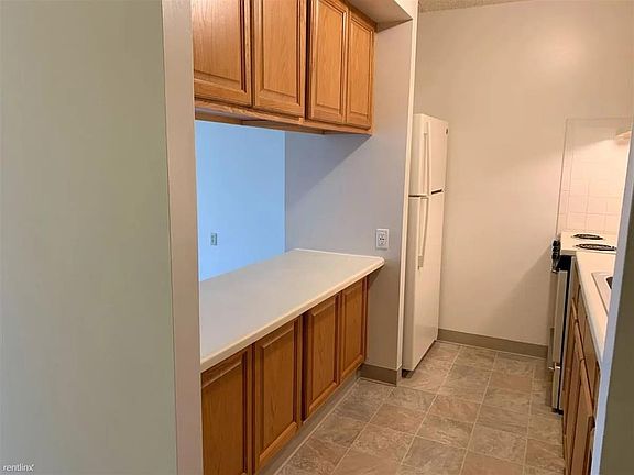 6120 Middlebelt Rd, Garden City, MI 48135 | Zillow