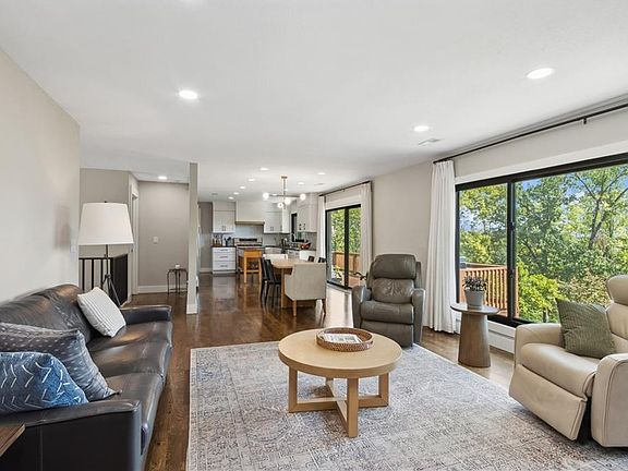 10 Pemford Pl, Liberty, MO 64068 | MLS #2512465 | Zillow