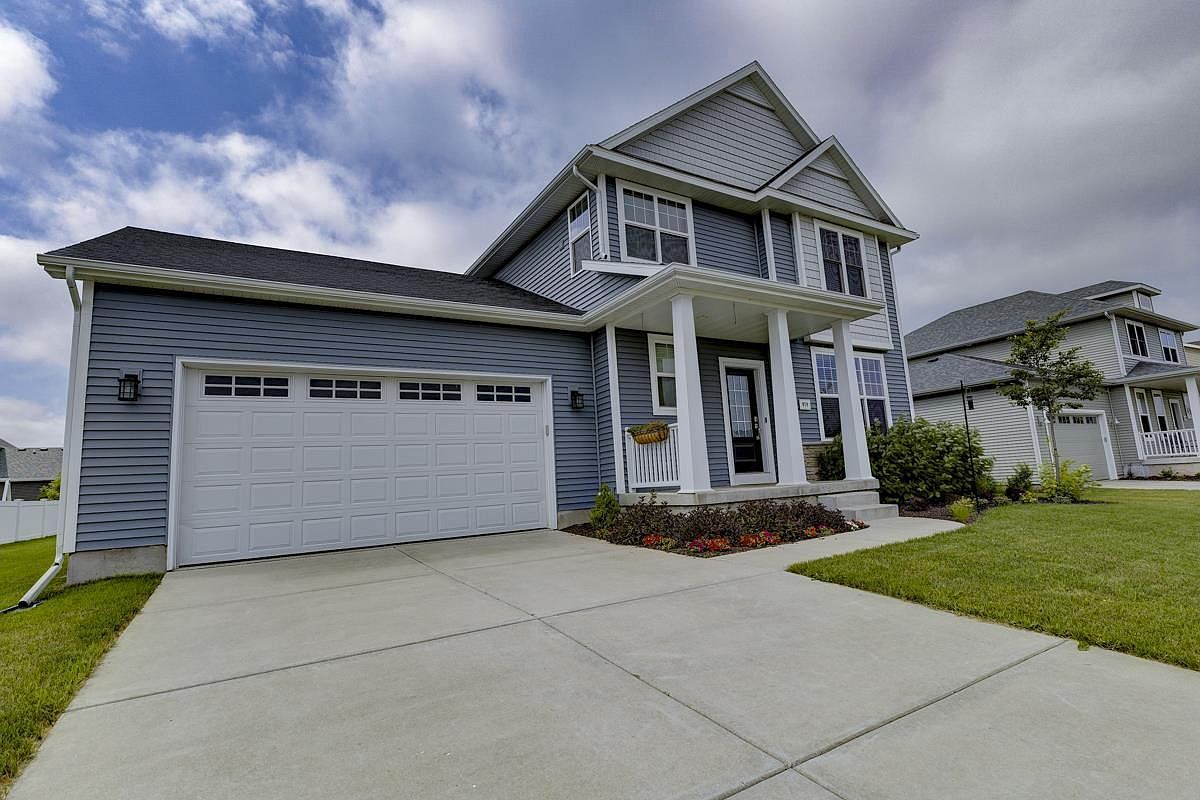 879 Yellowwood Place, Sun Prairie, WI 53590 | MLS #2004438 | Zillow