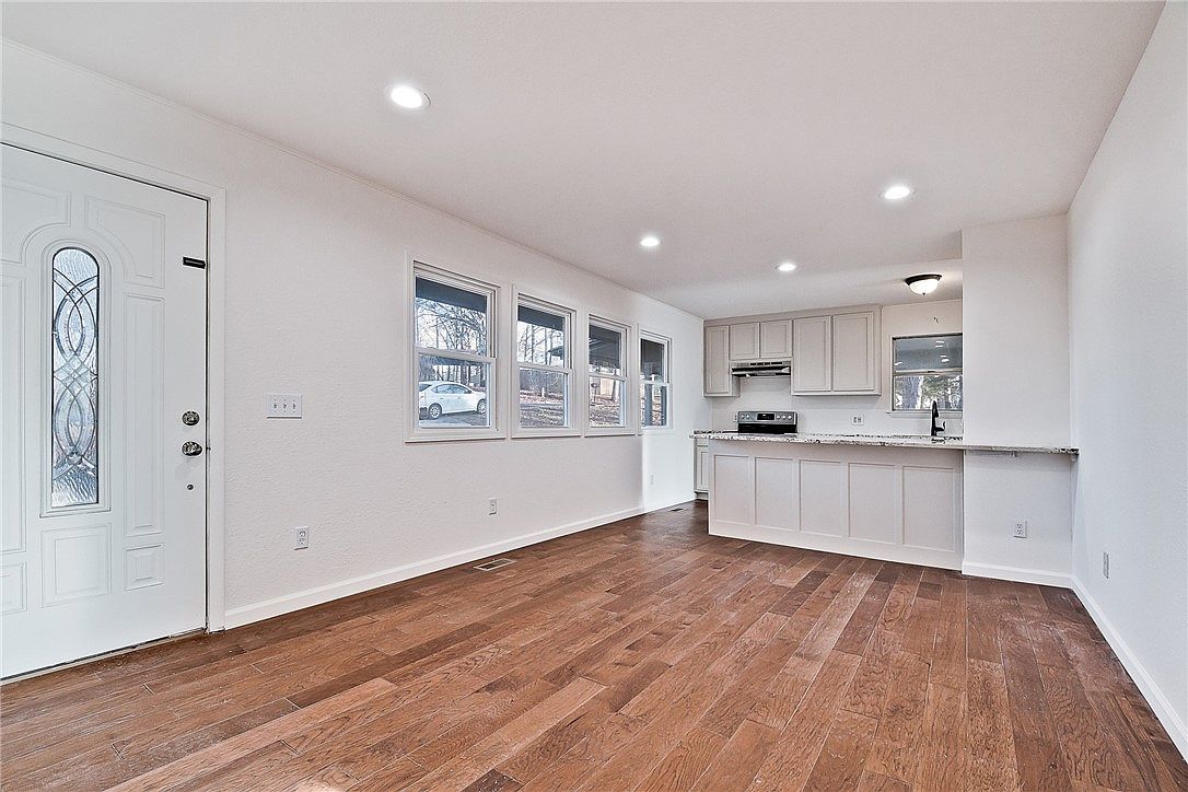 11 Garrison Ln, Bella Vista, AR 72714 | Zillow