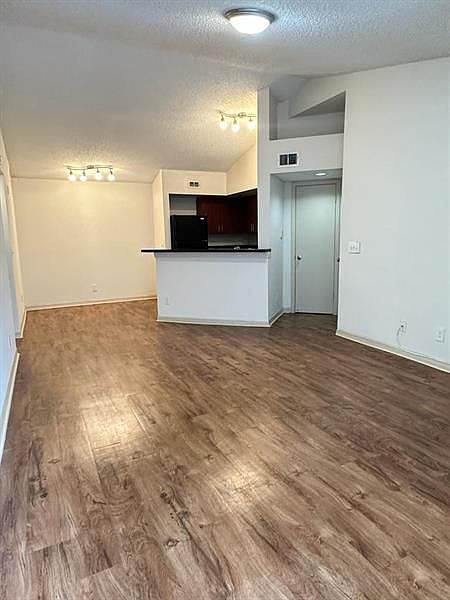 565 Vista Isles Dr APT 2025, Sunrise, FL 33325 | Zillow