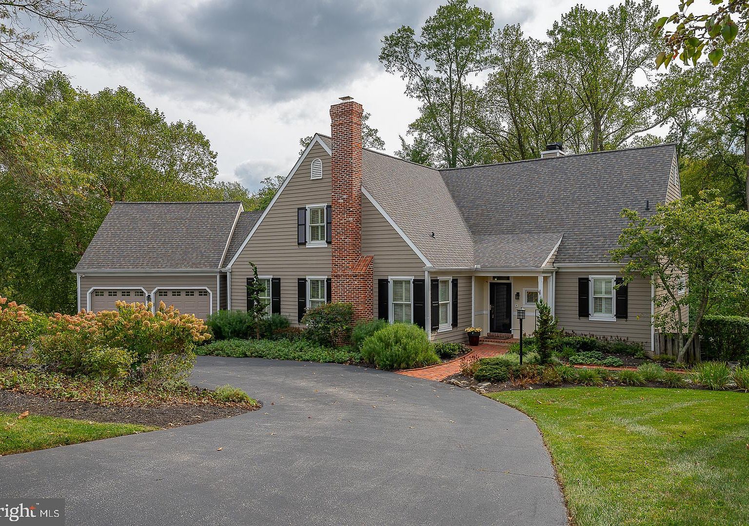 35 Spring Hill Ln, Phoenixville, PA 19460 | MLS #PACT2061266 | Zillow