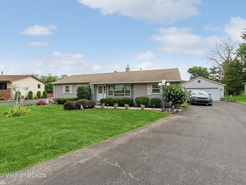 413 Village Rd, Willowbrook, IL 60527 | Zillow
