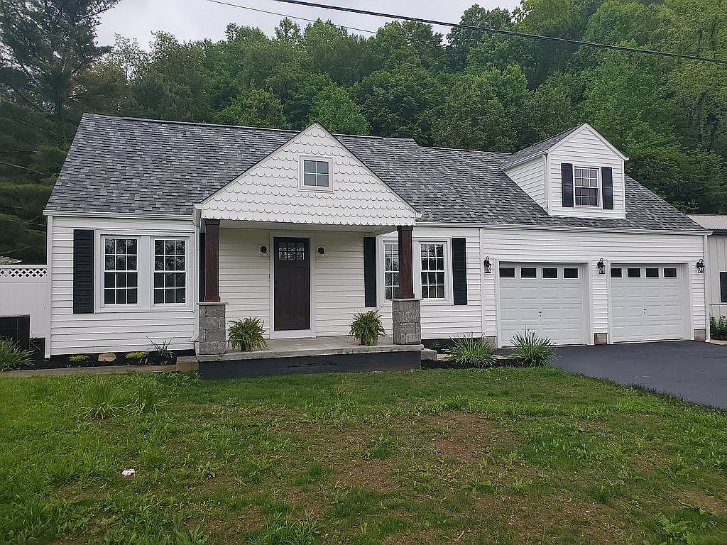 18946 E Ky 8, Firebrick, KY 41174 | Zillow