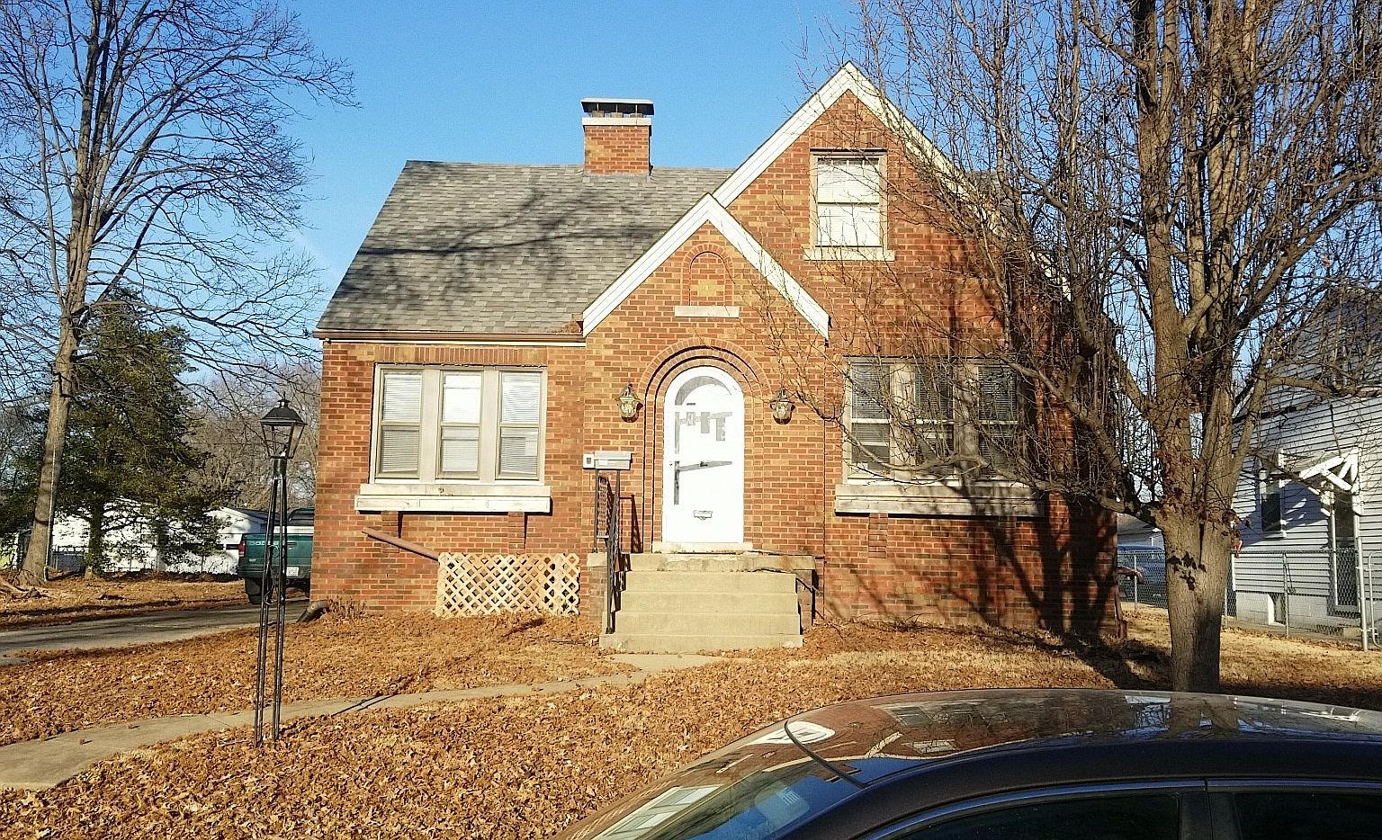 16 N Indiana Ave, Belleville, IL 62221 | Zillow