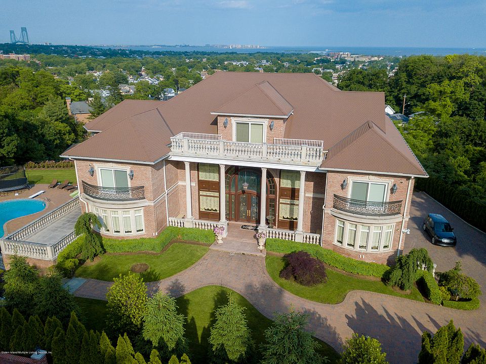 76 Romer Rd, Staten Island, NY 10304 | Zillow