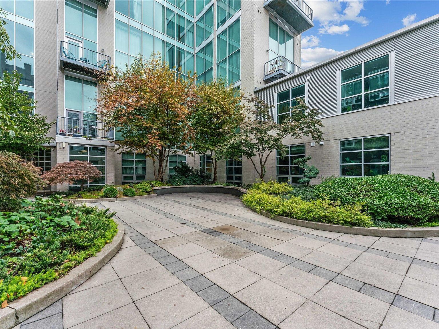 60 E Spring St APT 223, Columbus, OH 43215 | Zillow