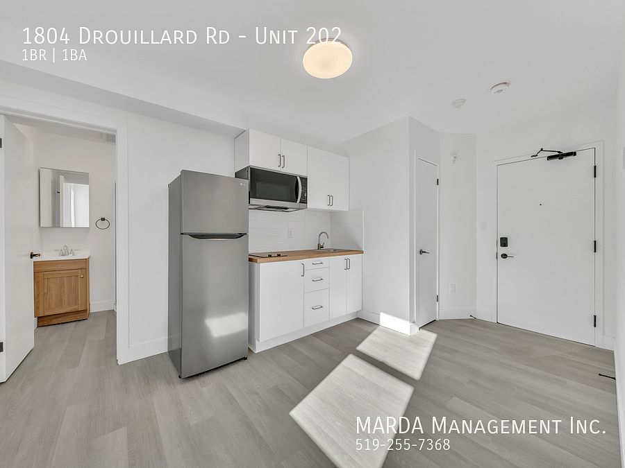 1804 Drouillard Rd Windsor ON | Zillow