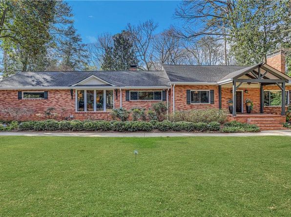 5 Bedroom Homes for Sale in Atlanta GA | Zillow