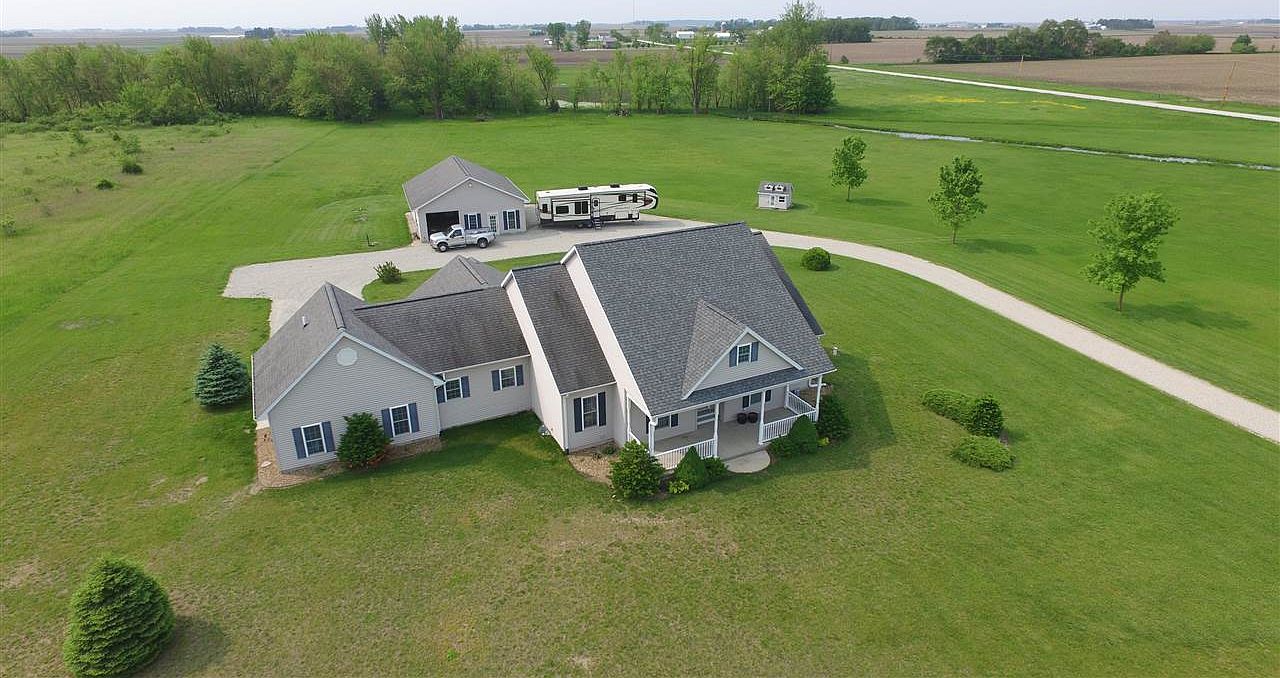 3002 Lucas Ave, Rowley, IA 52329 | Zillow