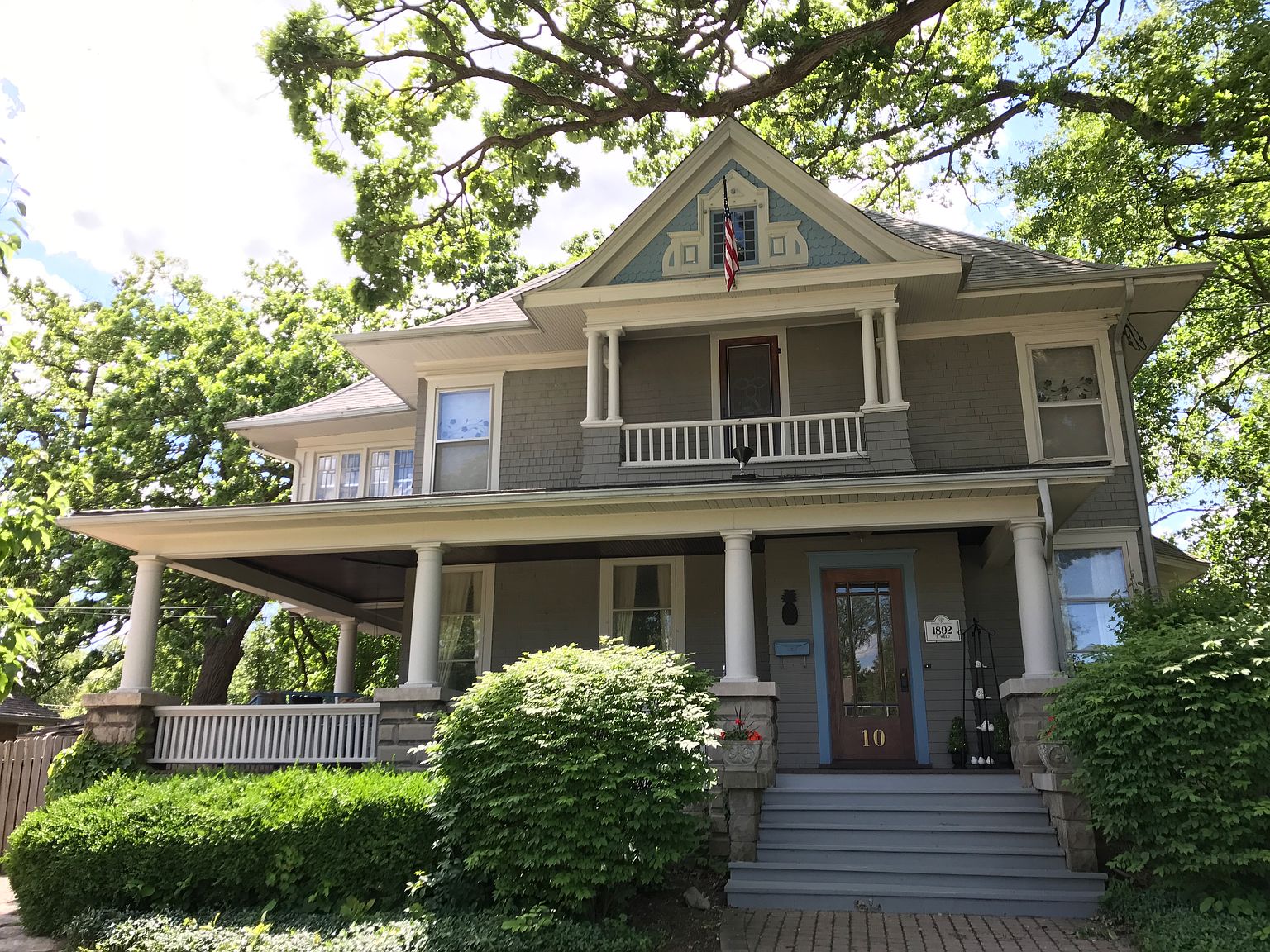 10 Hamilton Ave, Elgin, IL 60123 | Zillow