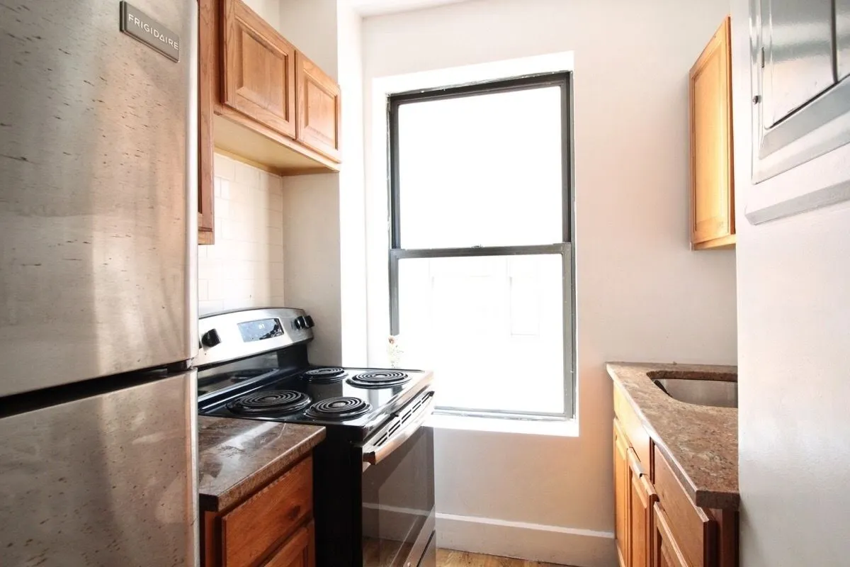 120 Thompson Street #11 in Soho, Manhattan | StreetEasy