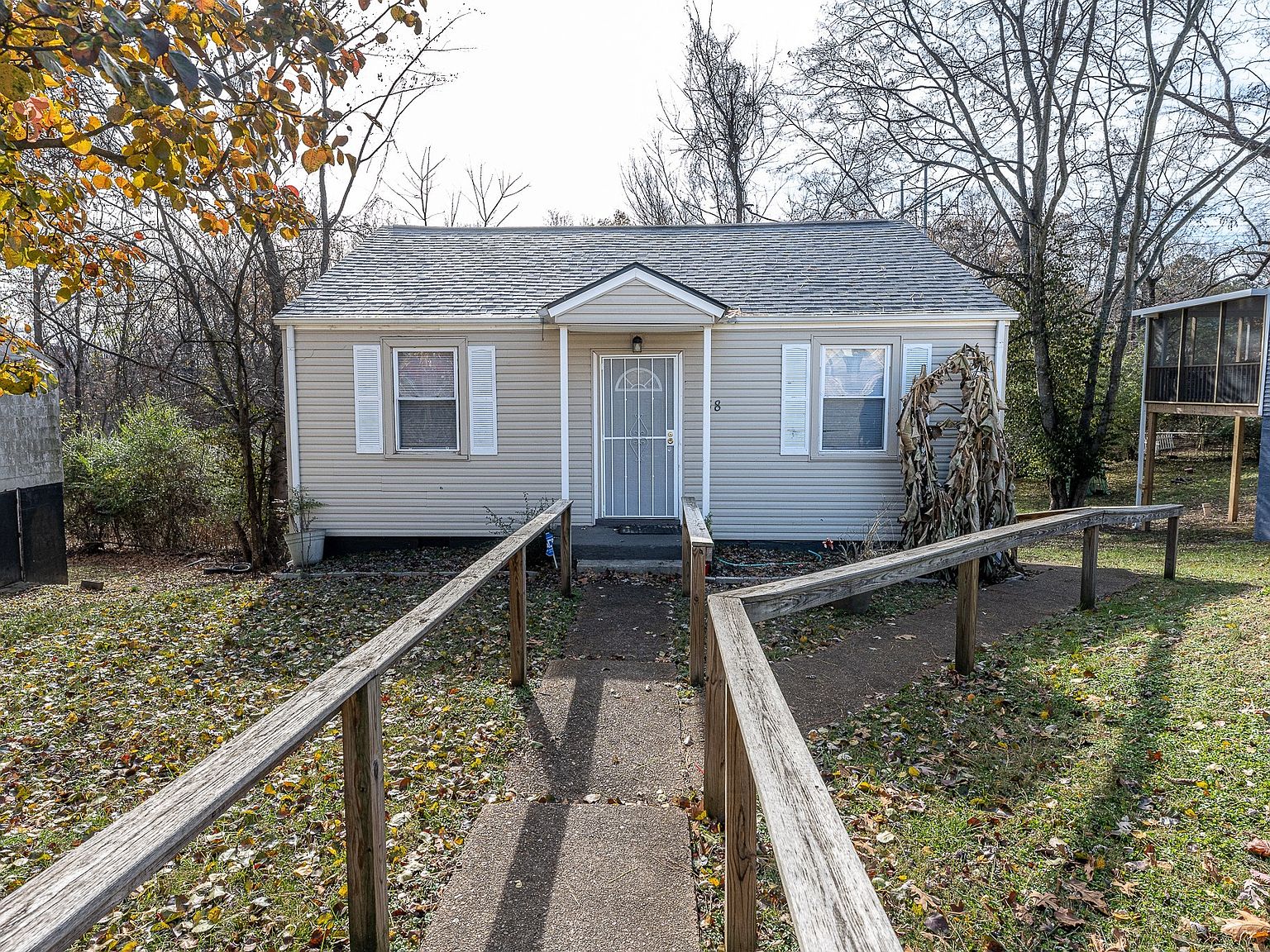 58 Chestnut Dr, Clarksville, TN 37042 | Zillow