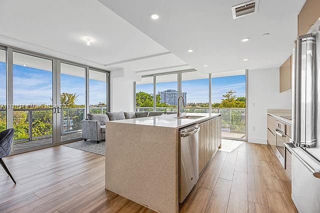 13800 Highland Dr Miami, FL, 33181 - Apartments for Rent | Zillow