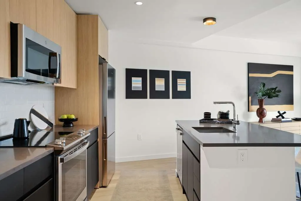 425 Summit Avenue #301 in Journal Square, New Jersey | StreetEasy