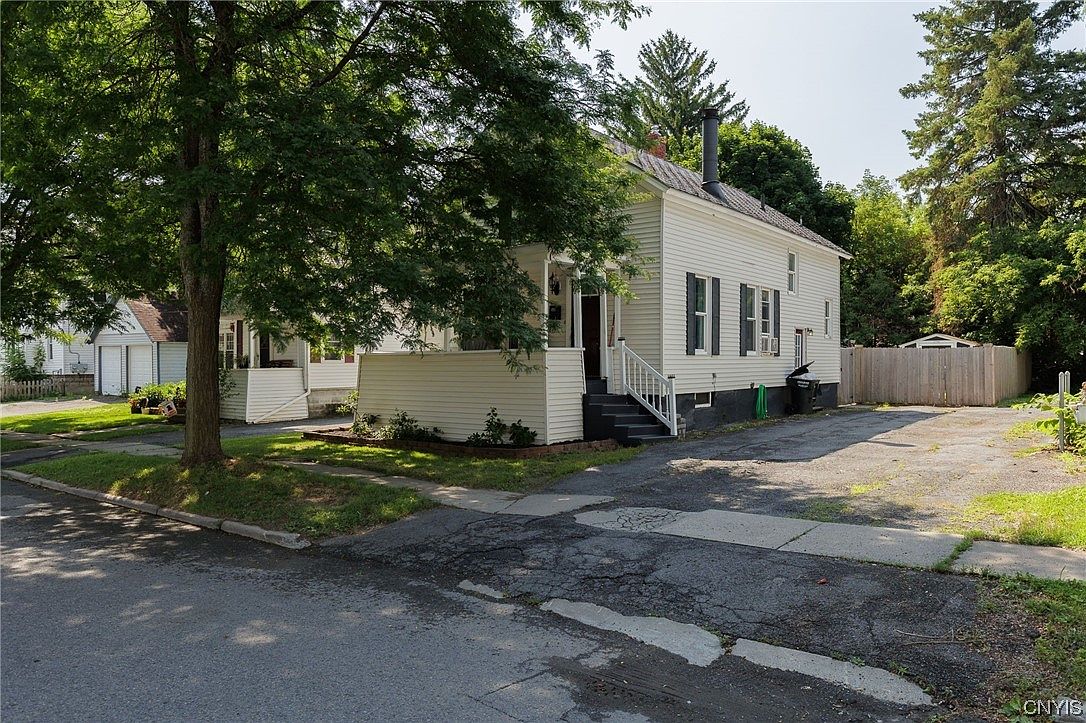 148 Charles St, Watertown, NY 13601 | MLS #S1484508 | Zillow