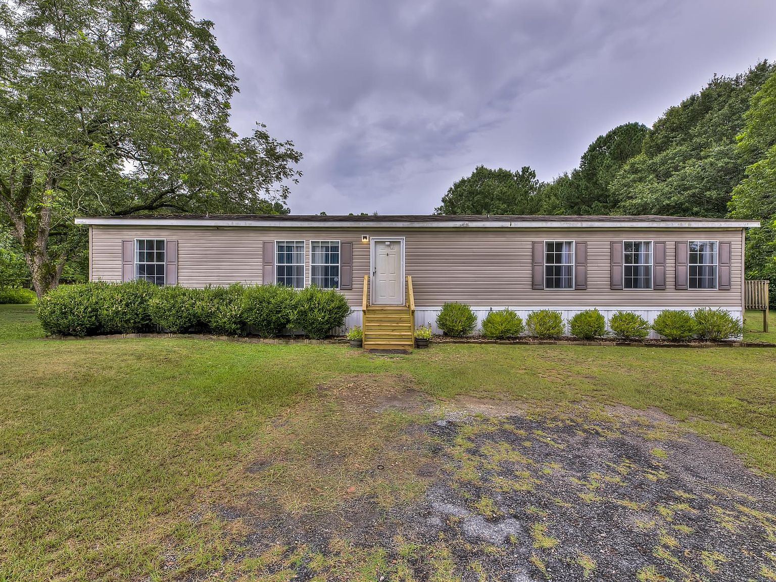 55 Eastview Rd, Edgefield, SC 29824 | Zillow
