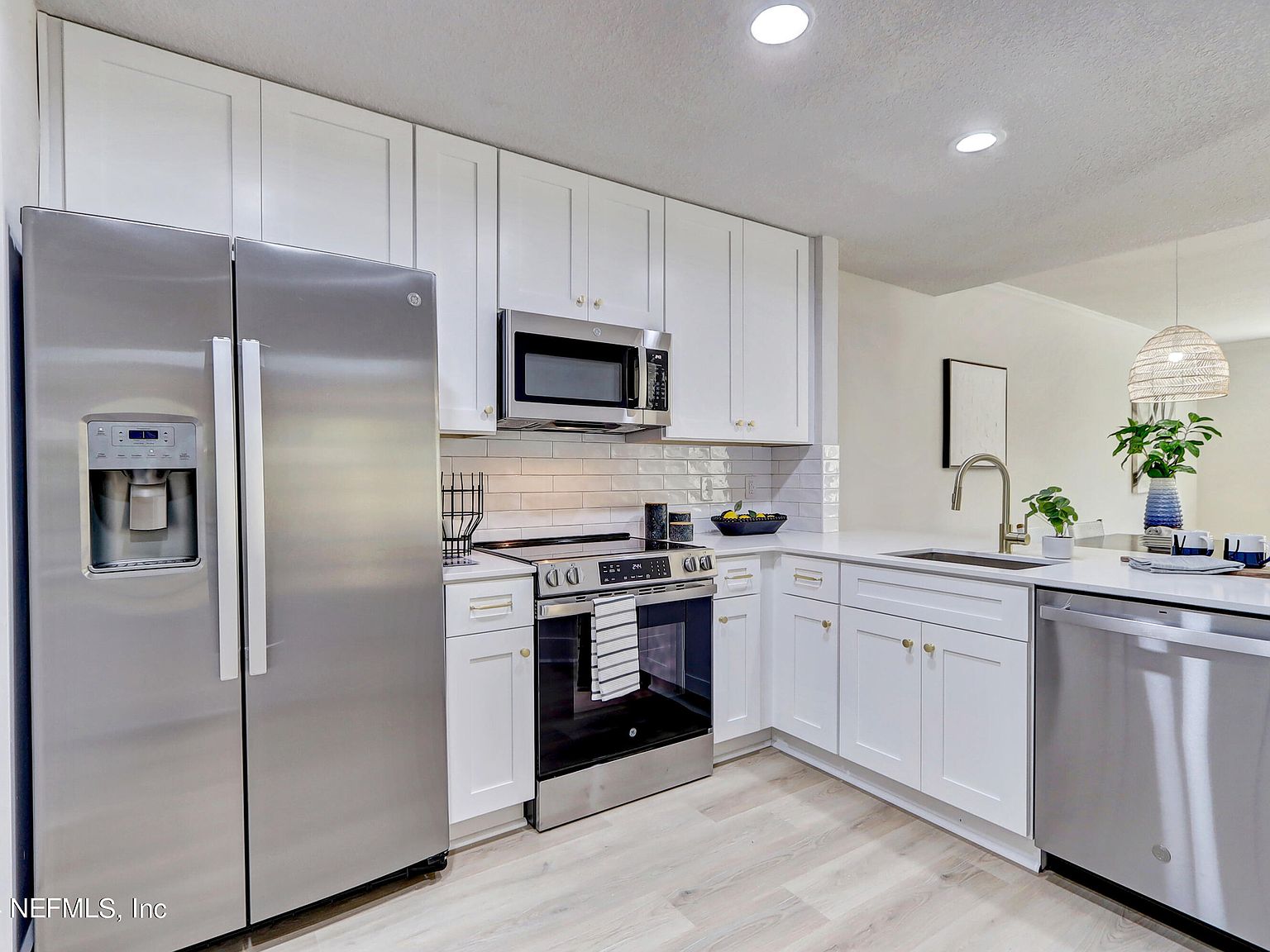 218 WINDSWEPT Circle, Neptune Beach, FL 32266 | Zillow