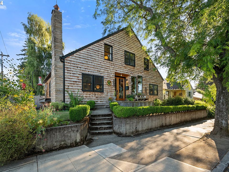 3680 SE Crystal Springs Blvd, Portland, OR 97202 | Zillow