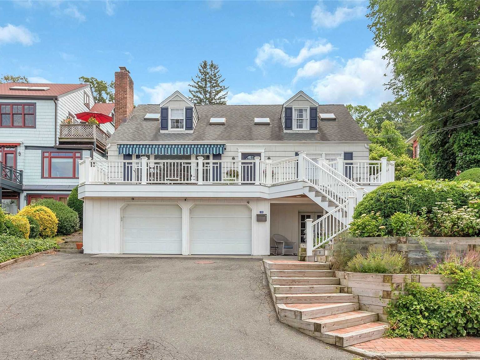 15 Foster Pl, Sea Cliff, NY 11579 | Zillow