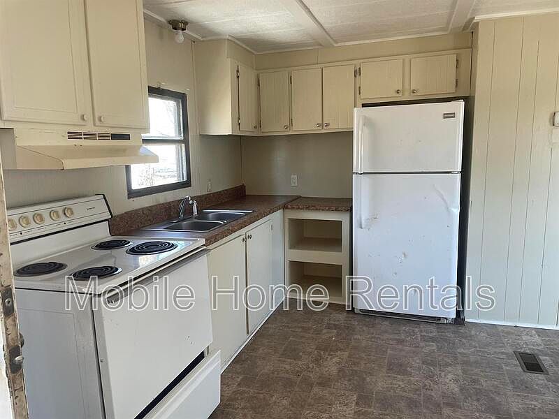 2616 Carl Freeman Ave #3, Morganton, NC 28655 | Zillow