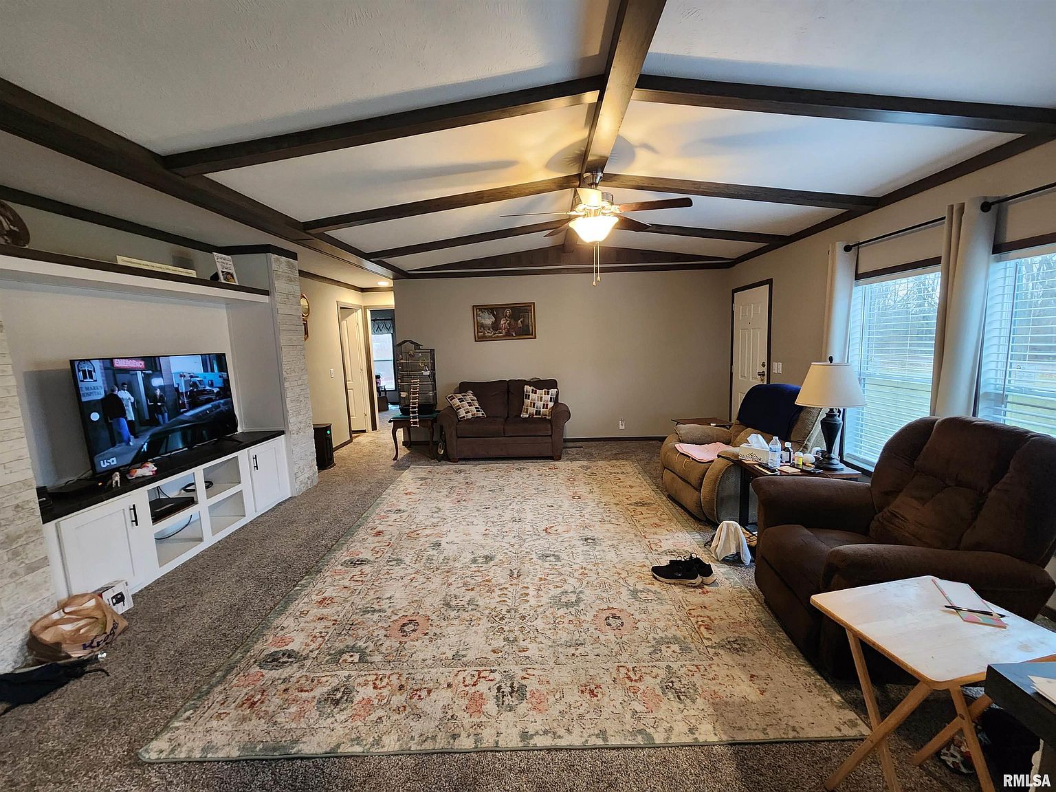 303 S 4th St, Broughton, IL 62817 | MLS #EB447378 | Zillow