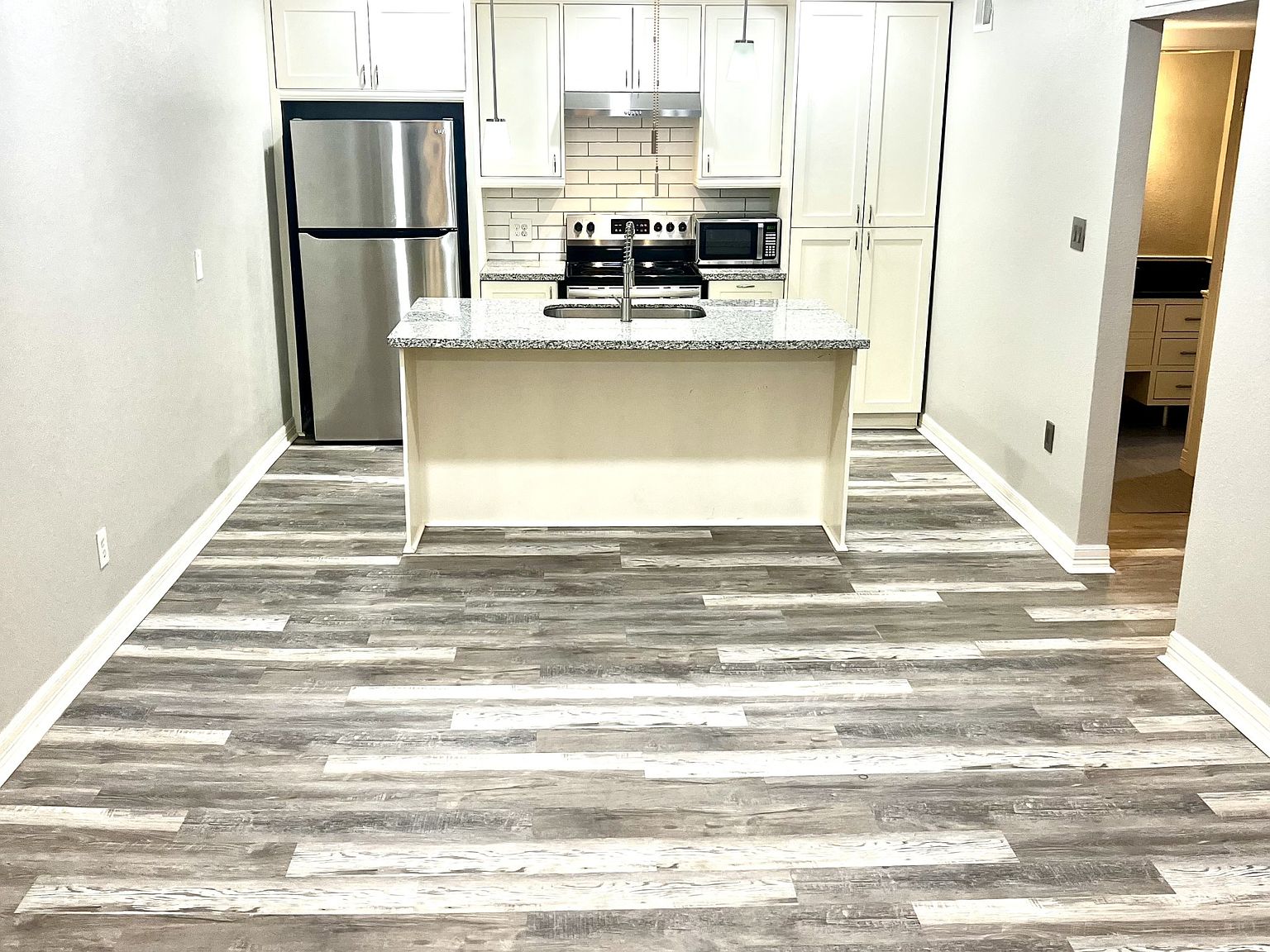 7313 Gulf Fwy APT 903, Houston, TX 77017 | Zillow