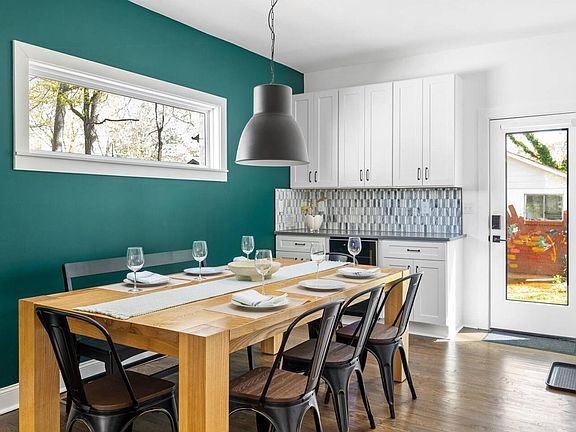 1696 Emerald Ave SW, Atlanta, GA 30310 | Zillow