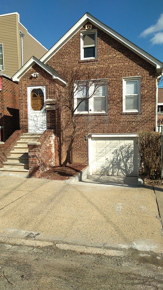 2730 Fish Ave, Bronx, NY 10469 | Zillow