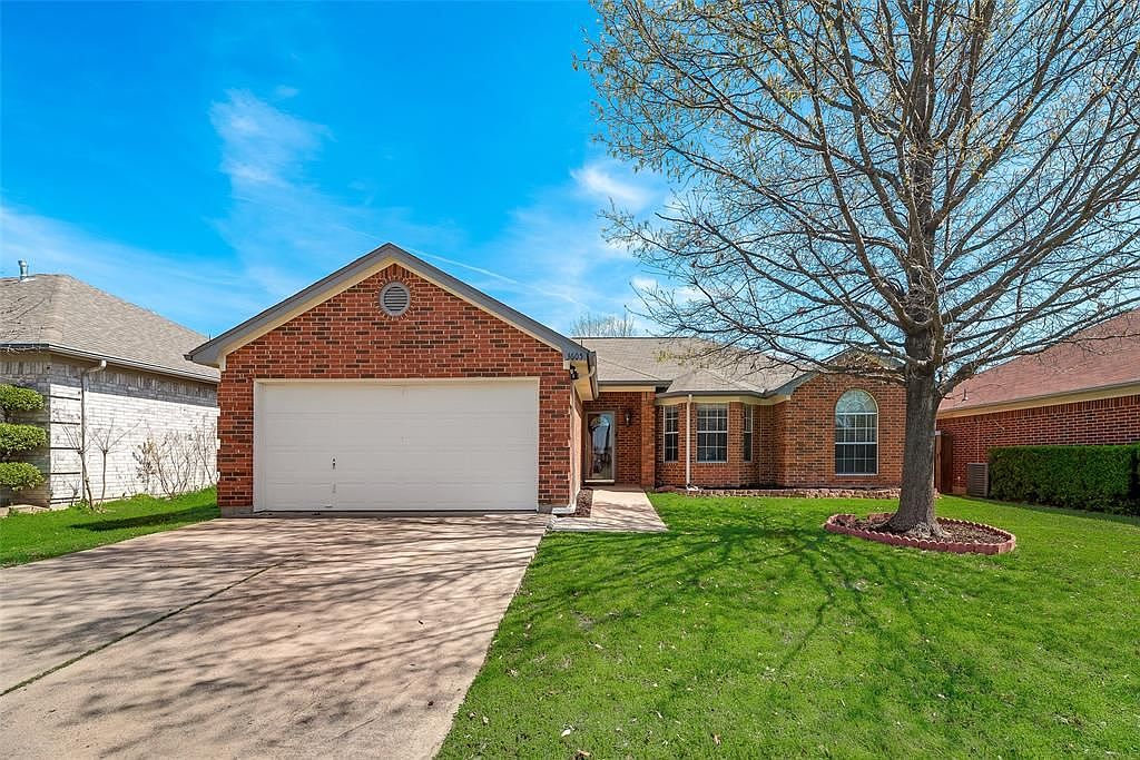 3605 Doolittle Dr, Arlington, TX 76014 | Zillow