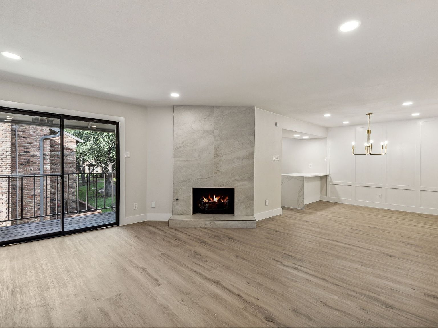 15221 Berry Trl APT 906, Dallas, TX 75248 | Zillow