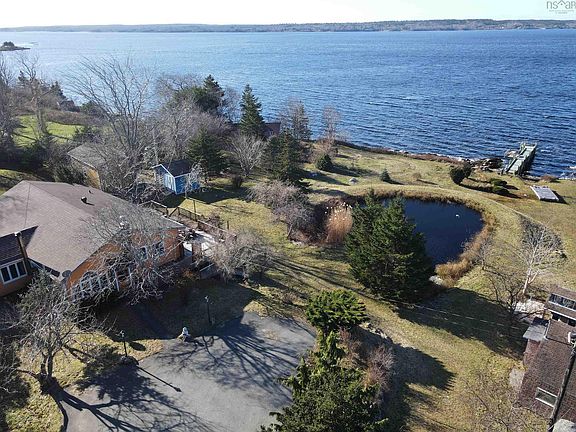 984 Sandy Point Rd, Shelburne, NS B0T 1W0 | MLS #202314164 | Zillow