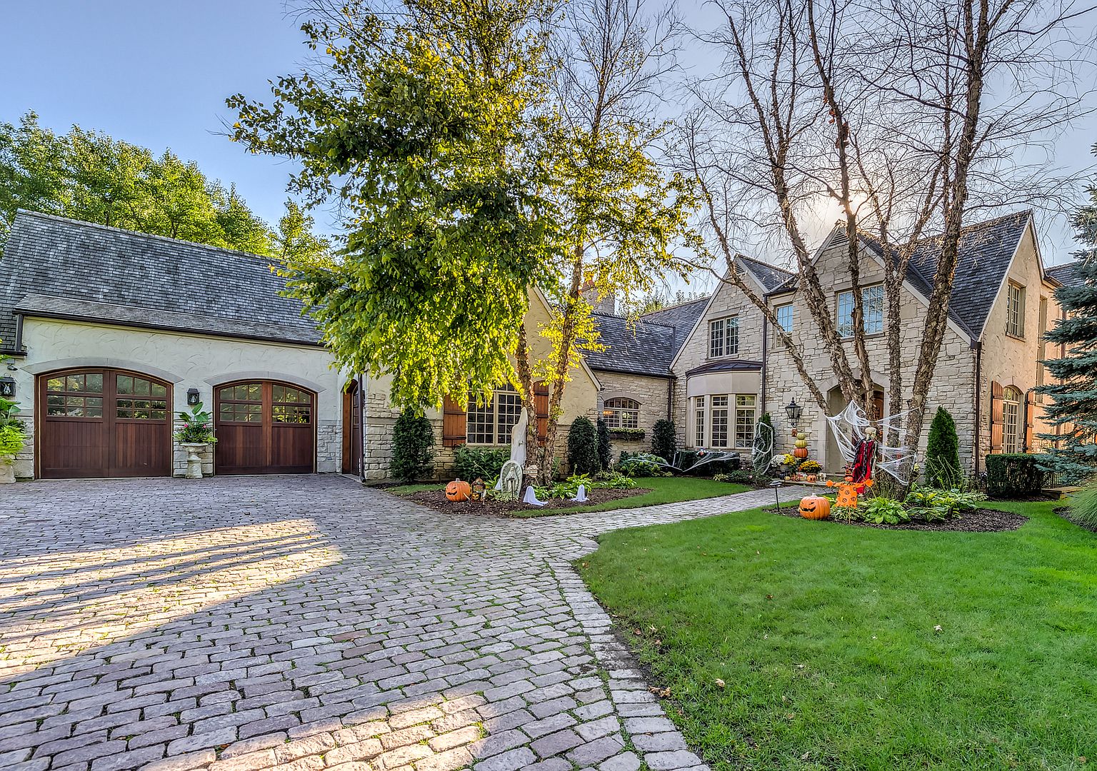 701 Edgemont Ln, Park Ridge, IL 60068 | Zillow