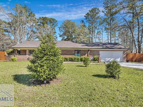 208 S Topi Trl, Hinesville, GA 31313 | MLS #159691 | Zillow