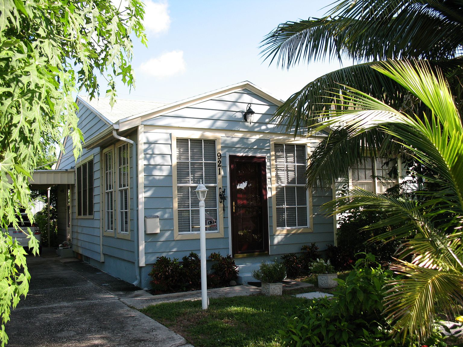 921 Avon Rd, West Palm Beach, FL 33401 | Zillow