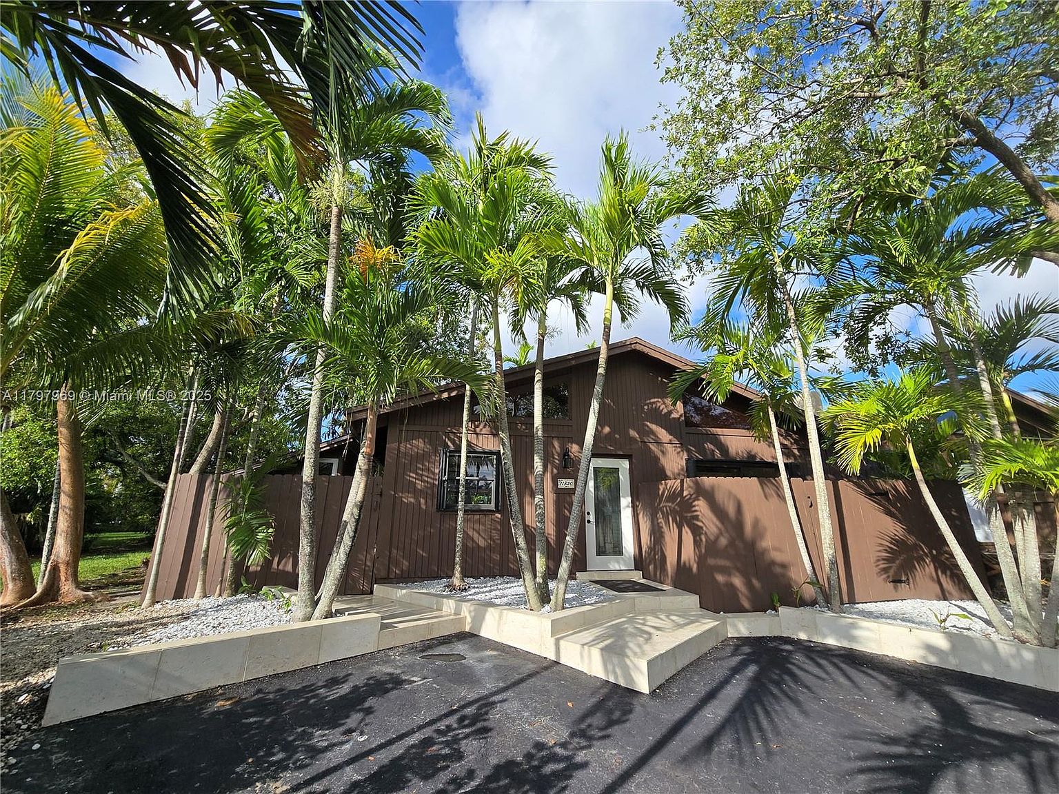 11320 SW 112th Circle Ln E, Miami, FL 33176 | MLS #A11797969 | Zillow