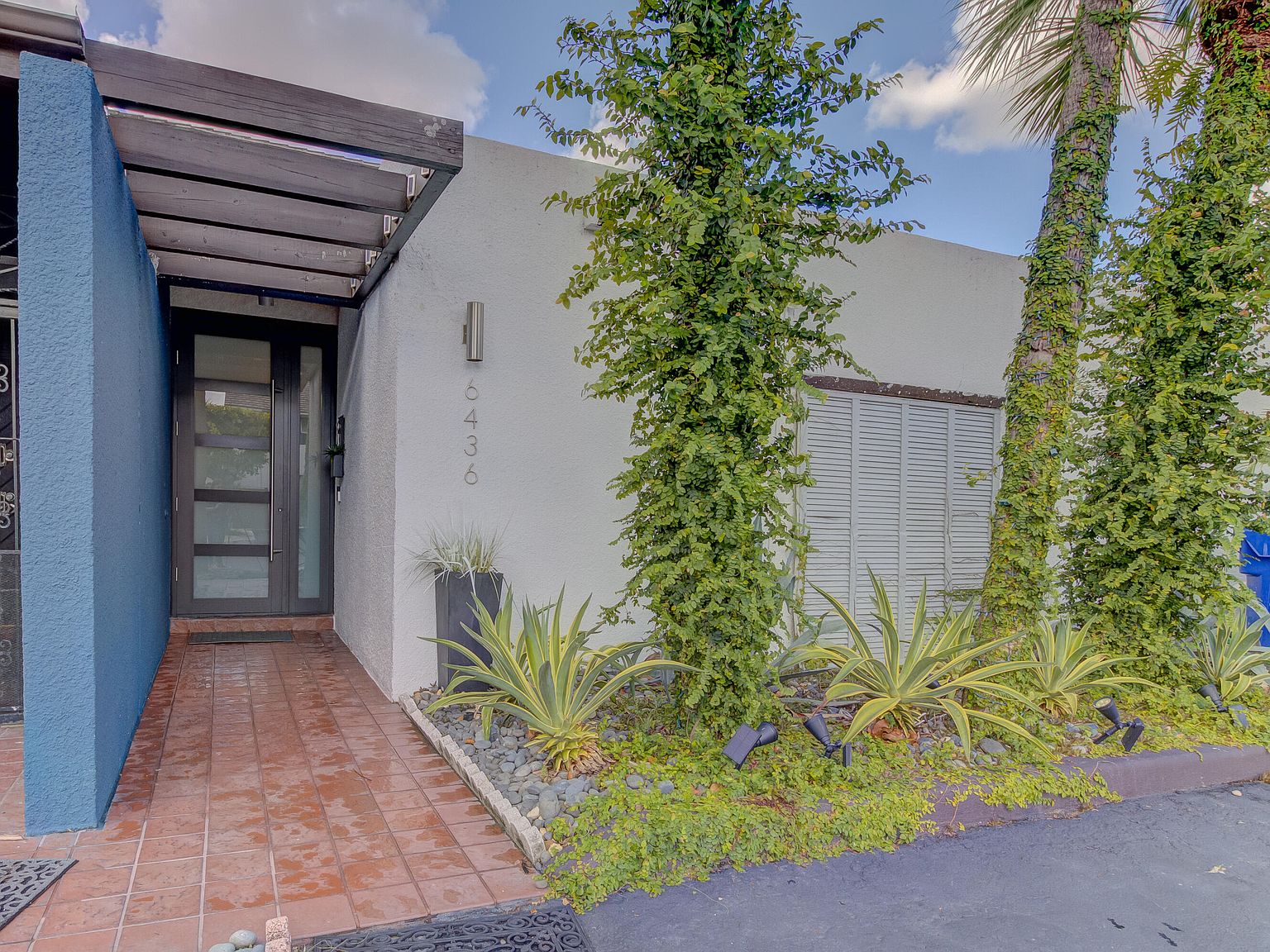 6436 Milk Wagon Lane, Miami Lakes, FL 33014 | Zillow