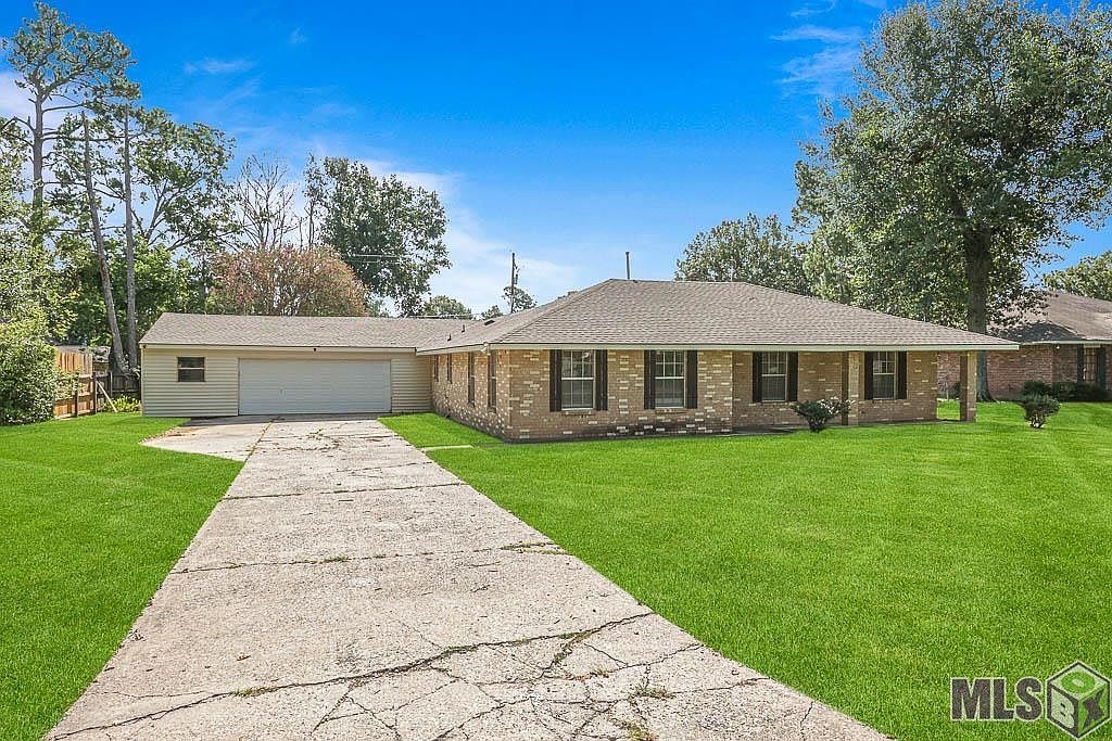 2289 Emmett Bourgeois Ln, Baton Rouge, LA 70816 | Zillow