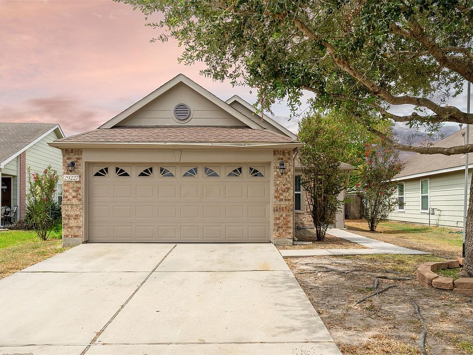 29227 Legends Beam Dr, Spring, TX 77386 | MLS #2332907 | Zillow