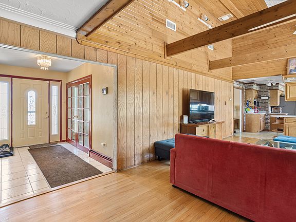 1088 E Steger Rd, Crete, IL 60417 | MLS #11874956 | Zillow