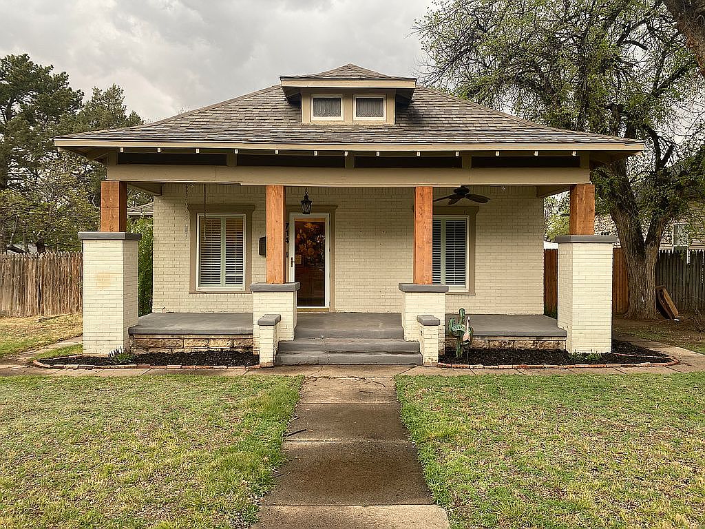 714 Conlen Ave, Dalhart, TX 79022 | Zillow