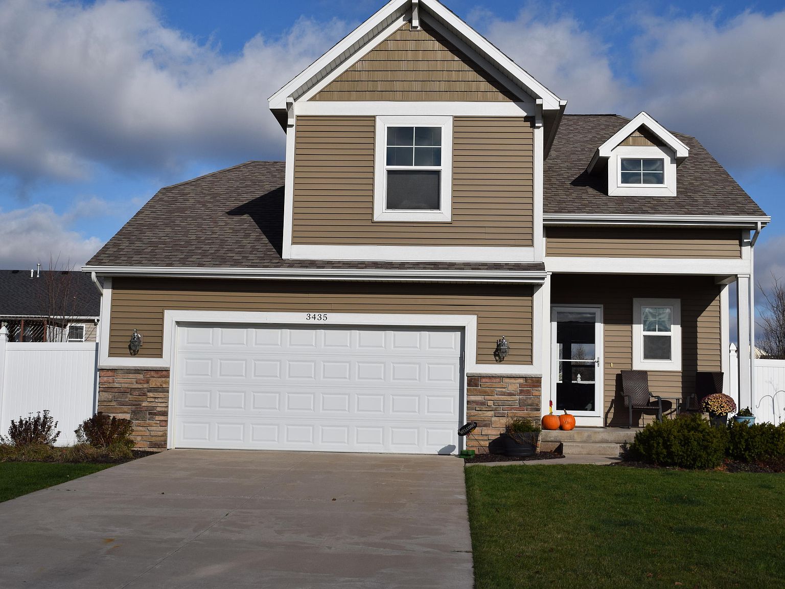 3435 Shelldrake Dr SW, Wyoming, MI 49418 | Zillow