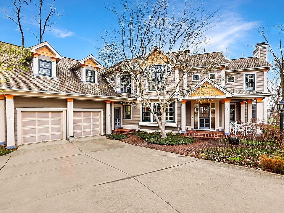 692 Springhill Ln, Cincinnati, OH 45226 | Zillow