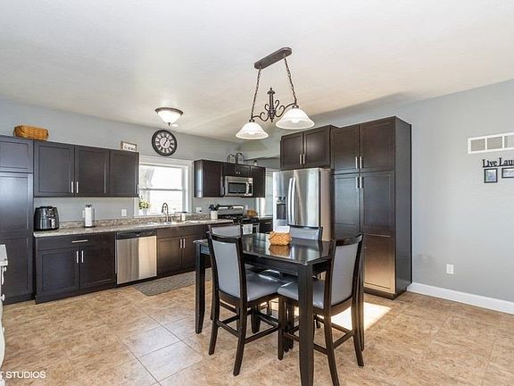 5403 Sharon Center Rd SW, Kalona, IA 52247 | MLS #202306107 | Zillow