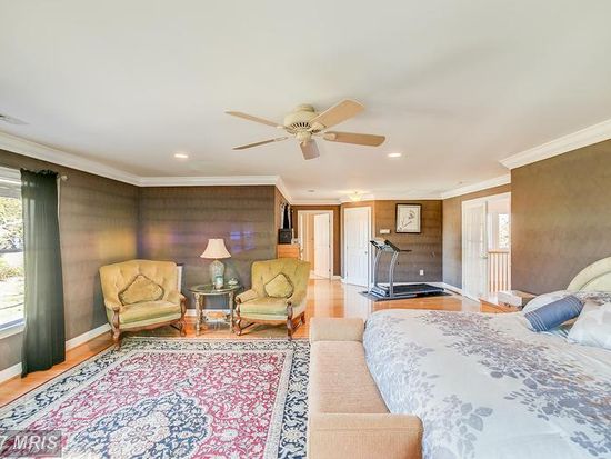 3702 Carroll Dr, Edgewater, MD 21037 | Zillow