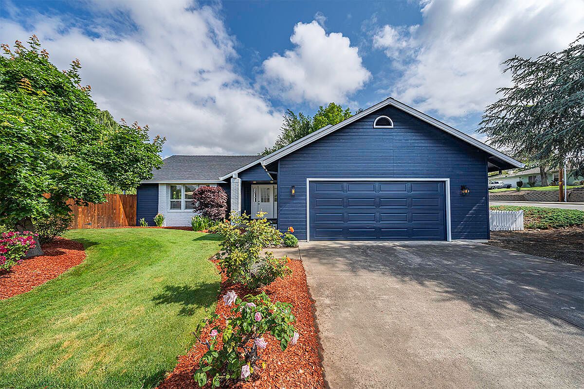 3091 Ruby Dr, Medford, OR 97504 | Zillow